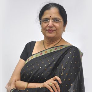 best-gynecologist-mumbai-dr-saroj-desai - CancerFax